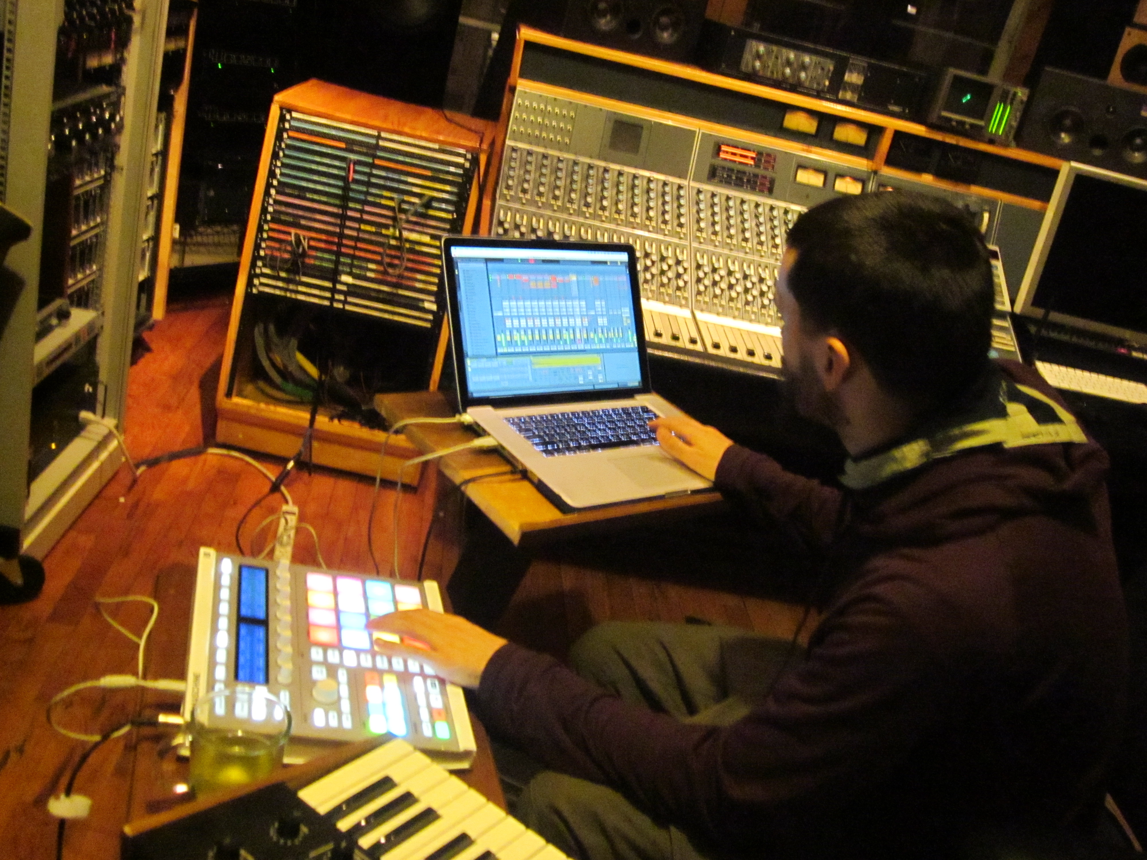 Producer Nick Low-Beer building new tracks - MetroSonic Recording ...